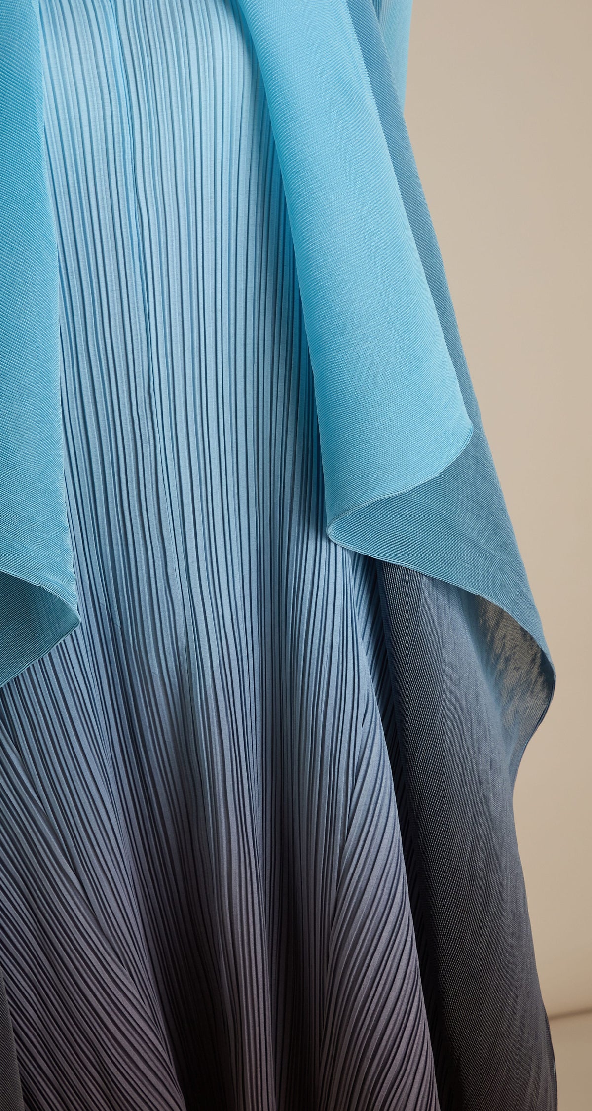 Pleated Jacket – Sahara