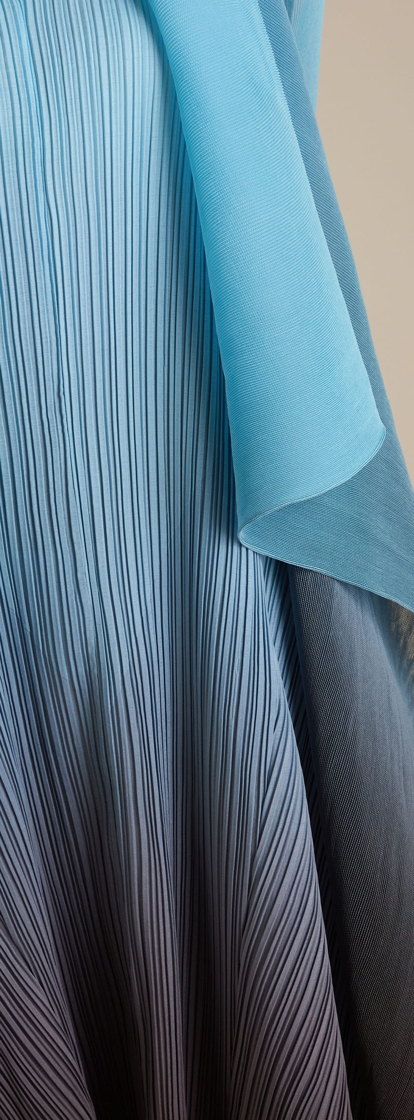 Pleated Jacket – Sahara